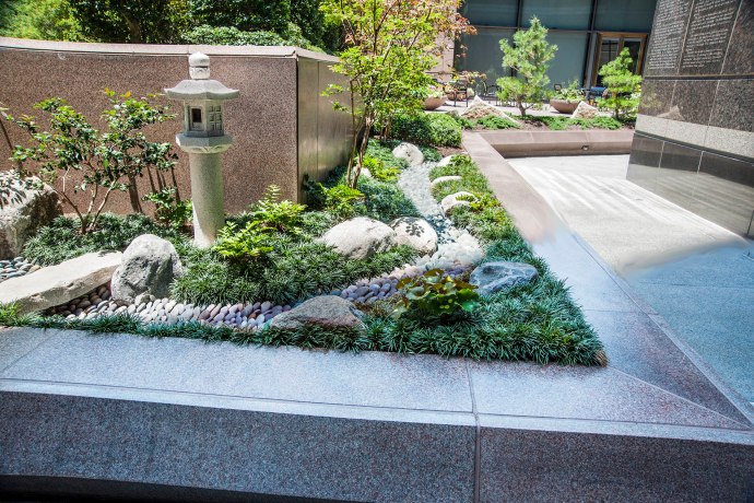 New Japanese garden surrounds Dallas high rise | U.S. Japanese Gardens